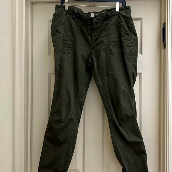 GAP | Pants & Jumpsuits | Gap Capris | Poshmark